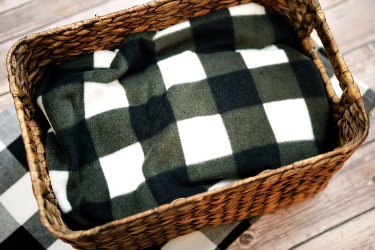 A Gift Basket Idea for Your Tech Savvy Man - CurlyCraftyMom.com