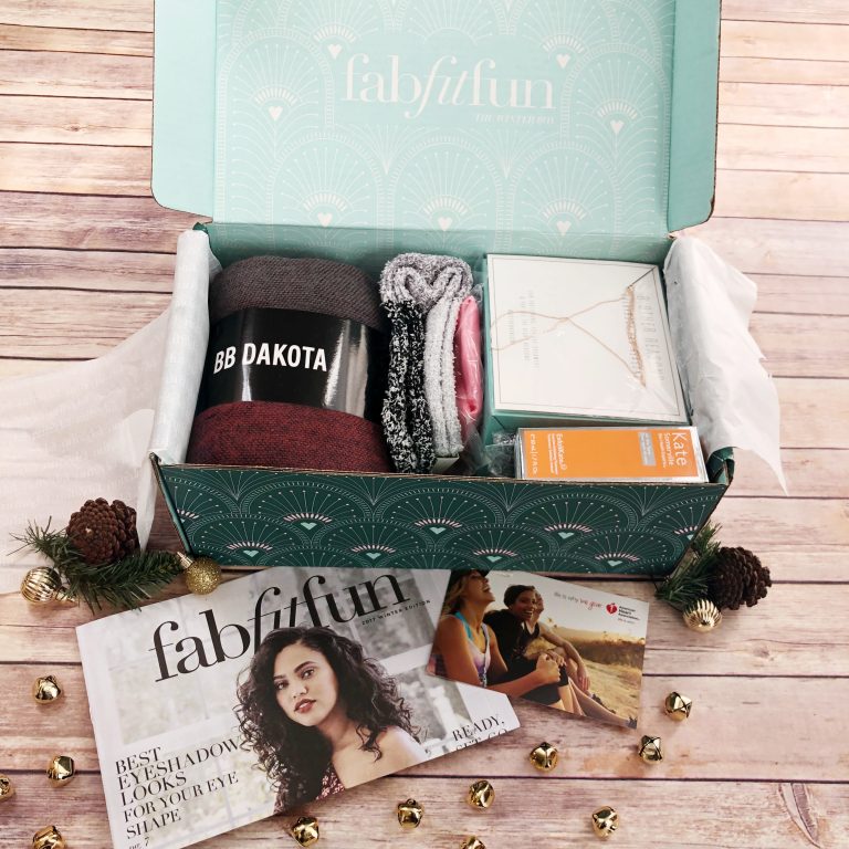 2017 Winter FabFitFun Box - CurlyCraftyMom.com